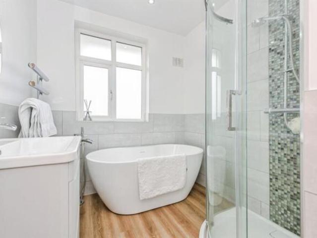 4 bedroom detached house for sale in Nadin Road, Sutton Coldfield, B73