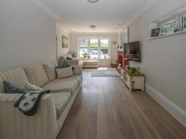 4 bedroom detached house for sale in Nags Head Lane, Brentwood, CM14