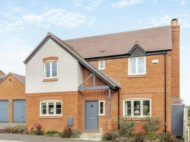 4 Bedroom Detached House For Sale In Napton