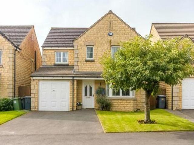 4 Bedroom Detached House For Sale In Netherton, Huddersfield