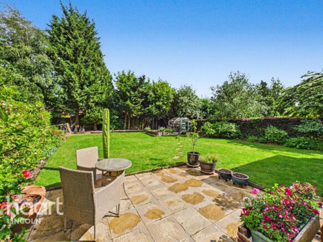 4 bedroom detached house for sale in Nettleham Road, Lincoln, LN2
