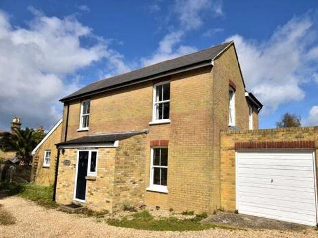 4 Bedroom Detached House For Sale In Nettlestone