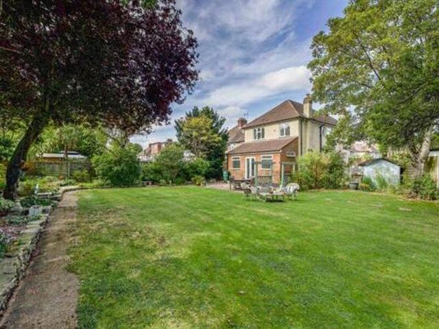 4 Bedroom Detached House For Sale In New Malden