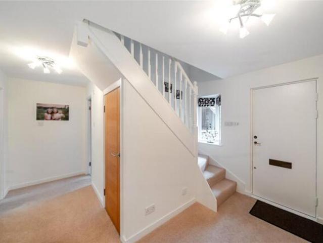 4 bedroom detached house for sale in New Farmers Hill, Woodlesford, Leeds, LS26