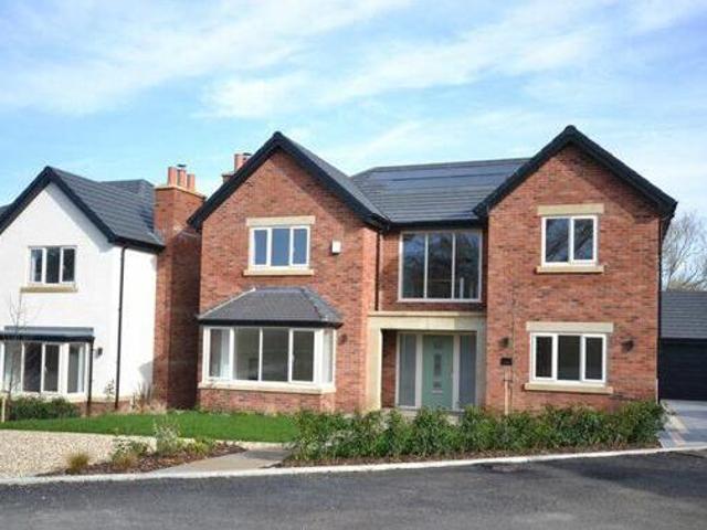 4 Bedroom Detached House For Sale In New Street, Mawdesley