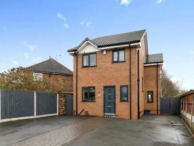 4 Bedroom Detached House For Sale In Newcastle, Staffordshire