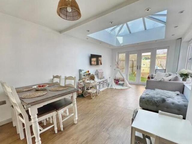4 Bedroom Detached House For Sale In Newcastle Upon Tyne, Tyne And Wear