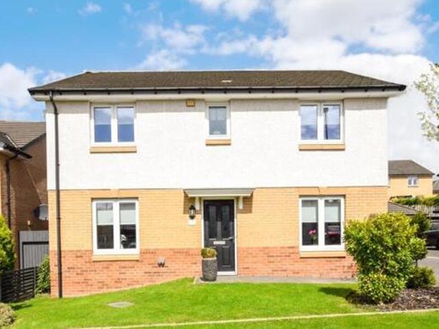 4 Bedroom Detached House For Sale In Newarthill