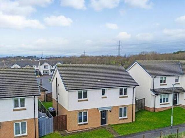 4 Bedroom Detached House For Sale In Newarthill