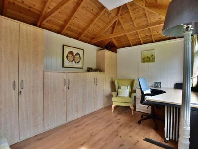 4 bedroom detached house for sale in Newark Road, Lincoln, LN6