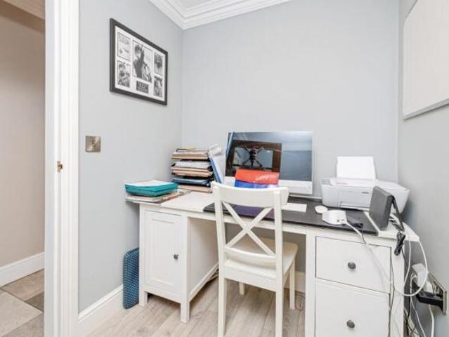 4 bedroom detached house for sale in Newark Road, North Hykeham, Lincoln, Lincolnshire, LN6