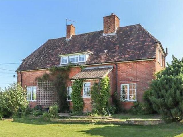4 Bedroom Detached House For Sale In Newbury, Hampshire
