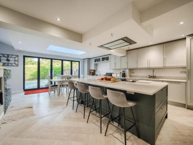 4 bedroom detached house for sale in Newfield Road, Stourbridge, DY9