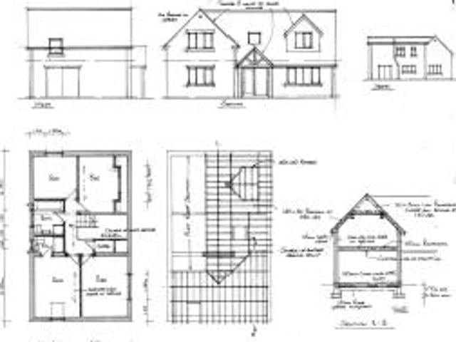 4 bedroom detached house for sale in Newhall Drive, Bradford, West Yorkshire, BD6