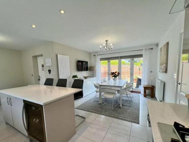 4 Bedroom Detached House For Sale In Newington, Sittingbourne