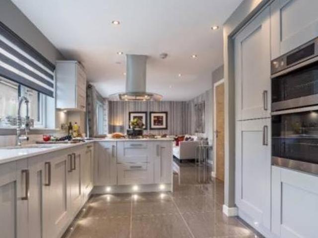 4 bedroom detached house for sale in Newlands Road East Kilbride Glasgow G75 8RS G75