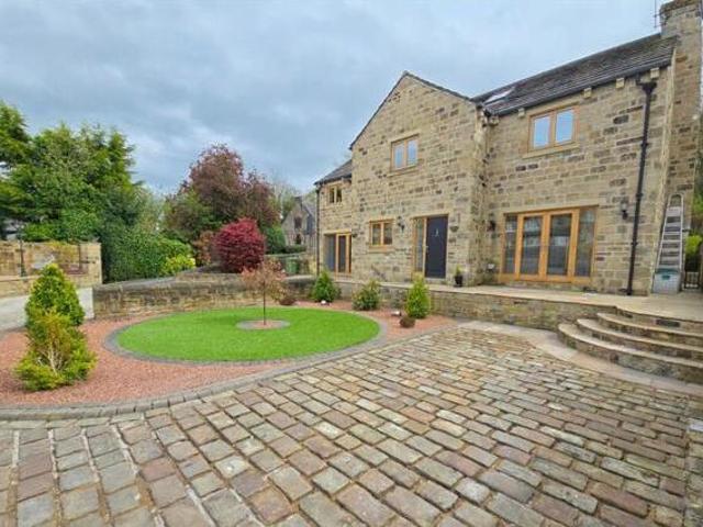 4 Bedroom Detached House For Sale In Newmillerdam, Wakefield