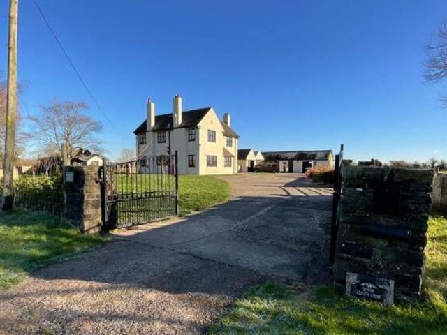 4 Bedroom Detached House For Sale In Newport