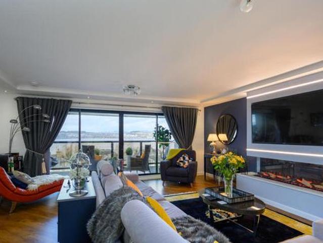 4 Bedroom Detached House For Sale In Newport on tay