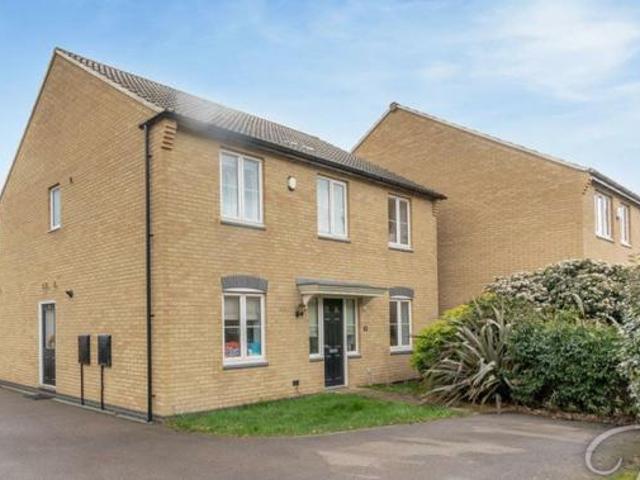 4 Bedroom Detached House For Sale In Newton