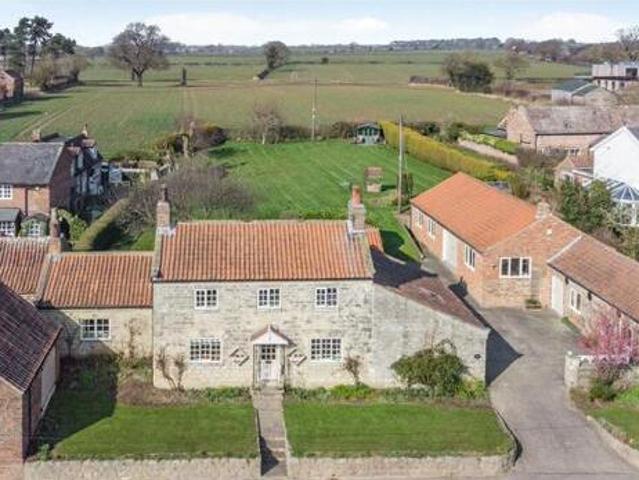 4 Bedroom Detached House For Sale In Near Harrogate, North Yorkshire