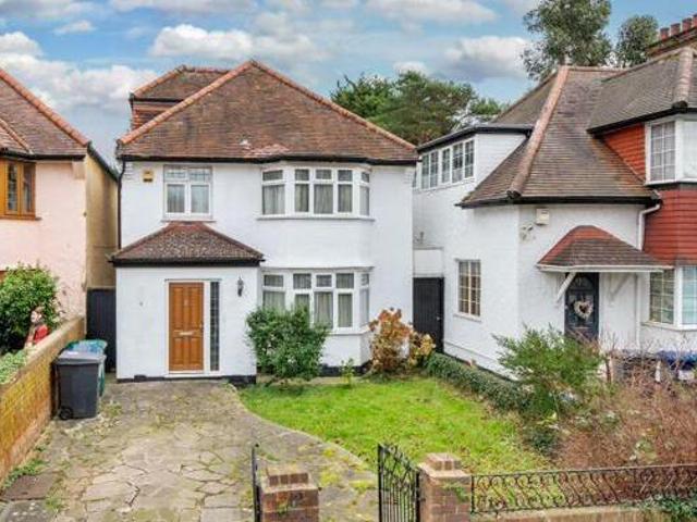 4 Bedroom Detached House For Sale In Nw2
