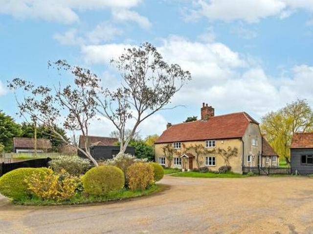 4 Bedroom Detached House For Sale In Smallford