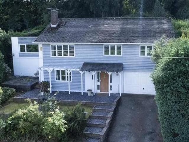 4 bedroom detached house for sale in Smithy Brook Lane Thornhill Dewsbury WF12 0JD WF12