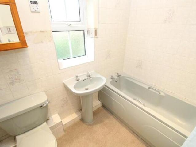 4 bedroom detached house for sale in Snowdrop Close, Narborough, Leicester, LE19