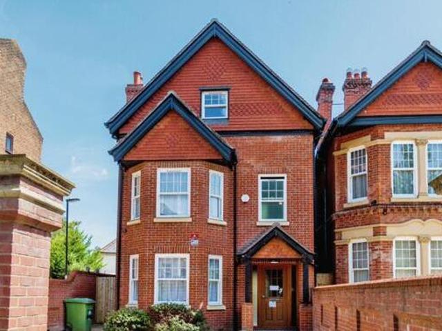 4 Bedroom Detached House For Sale In Southampton, Hampshire