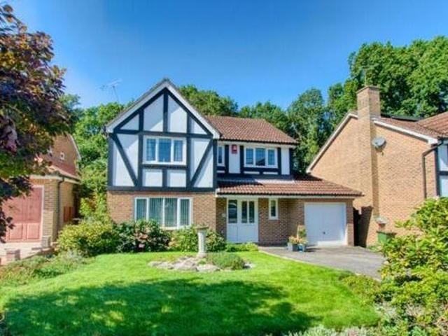 4 Bedroom Detached House For Sale In Southampton, Hampshire