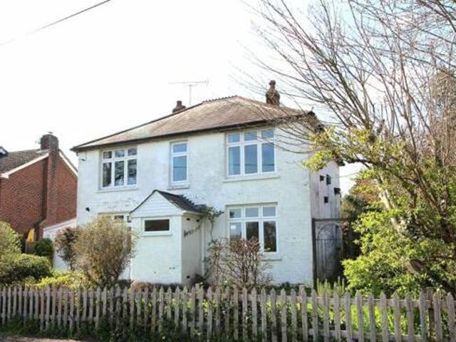 4 Bedroom Detached House For Sale In Southampton, Hampshire