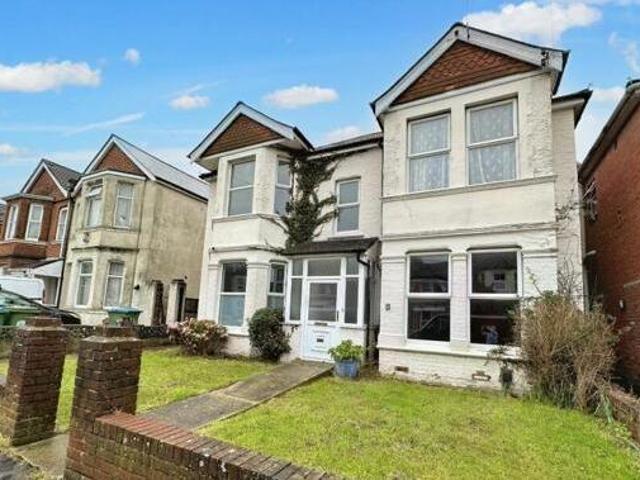 4 Bedroom Detached House For Sale In Southampton, Hampshire