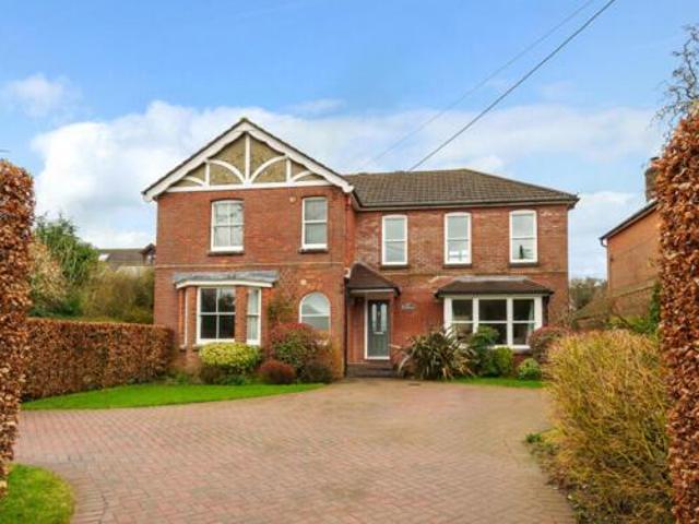 4 Bedroom Detached House For Sale In Southampton, Hampshire