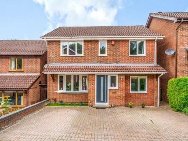 4 Bedroom Detached House For Sale In Southampton, Hampshire