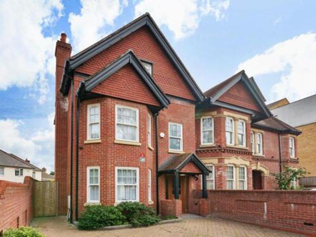 4 Bedroom Detached House For Sale In Southampton, Hampshire