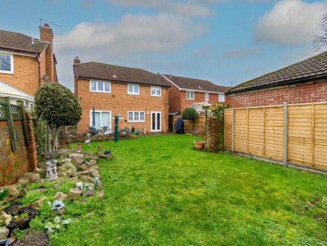 4 bedroom detached house for sale in Southampton, SO15