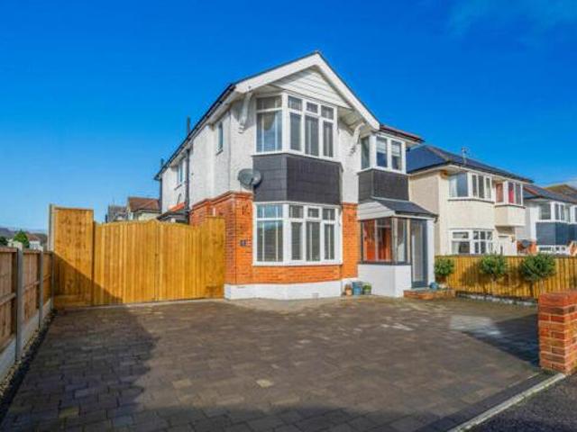 4 Bedroom Detached House For Sale In Southbourne