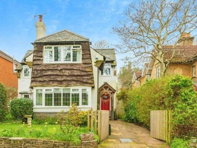 4 Bedroom Detached House For Sale In Southbourne, Bournemouth
