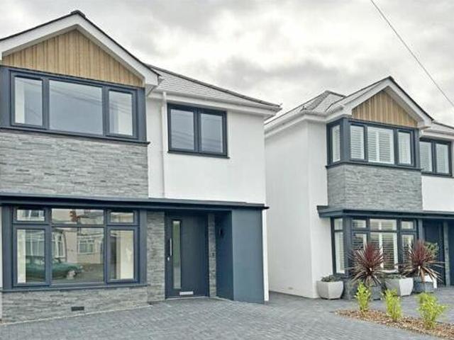 4 Bedroom Detached House For Sale In Southbourne, Bournemouth