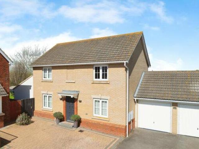 4 Bedroom Detached House For Sale In Southend on sea