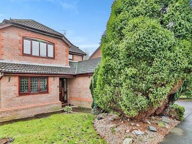 4 Bedroom Detached House For Sale In Southport