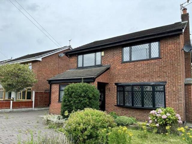 4 Bedroom Detached House For Sale In Southport