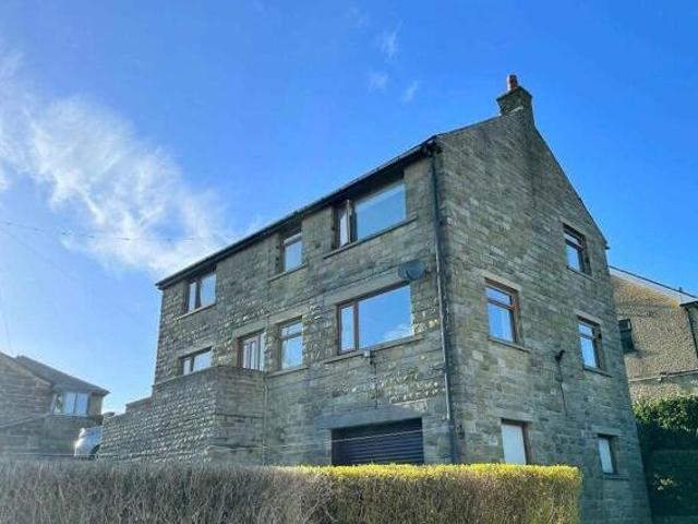 4 Bedroom Detached House For Sale In Sowood, Halifax
