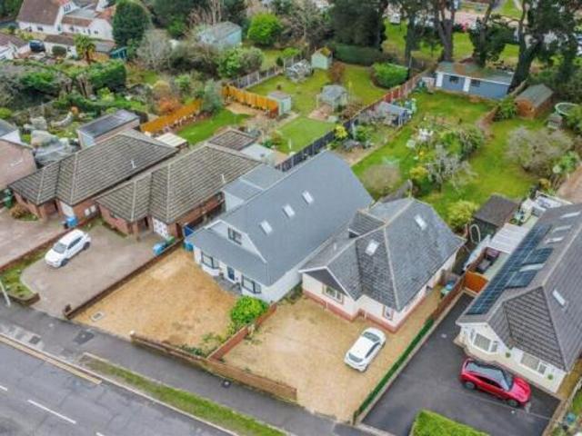 4 bedroom detached house for sale in Sopers Lane, Poole, BH17
