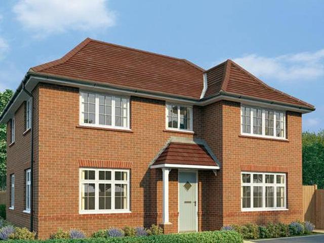 4 bedroom detached house for sale in Salisbury Road Marlborough SN8 SN8