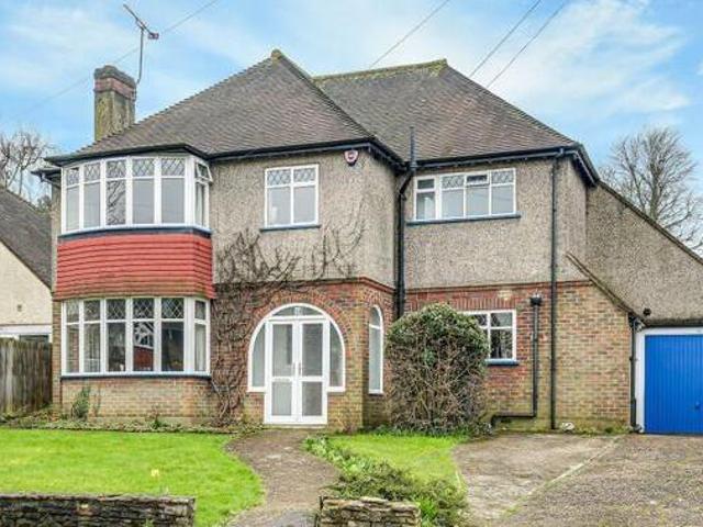 4 Bedroom Detached House For Sale In Sanderstead