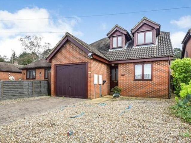 4 Bedroom Detached House For Sale In Sandhurst, Berkshire
