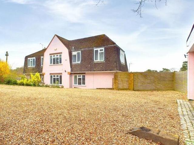 4 Bedroom Detached House For Sale In Sandhurst, Berkshire