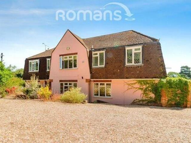 4 Bedroom Detached House For Sale In Sandhurst